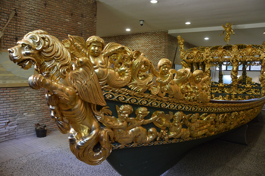 » La falúa real de Carlos II que navegaba por el Retiro